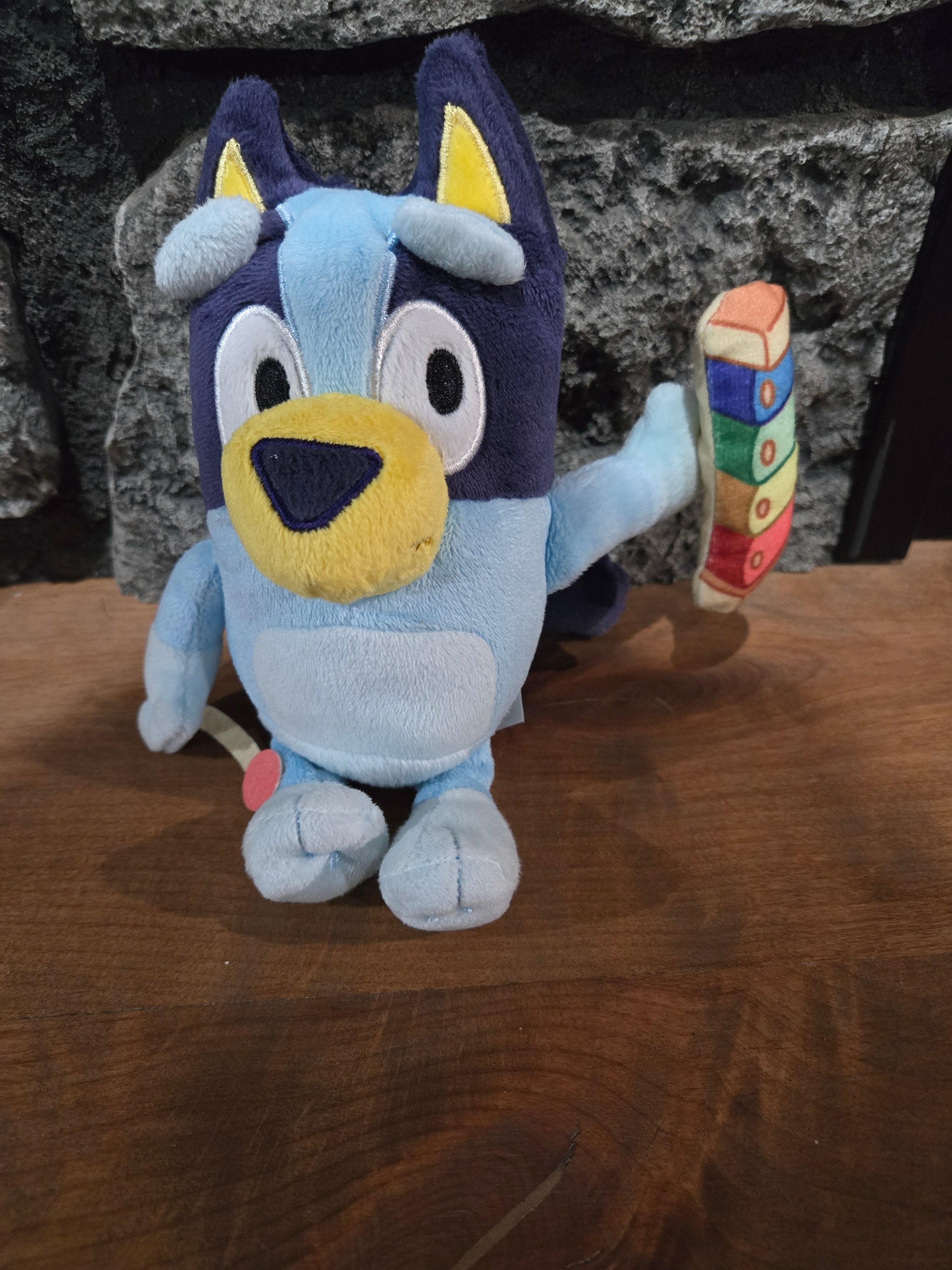 Bluey with Xylophone Plush – Country Croppers