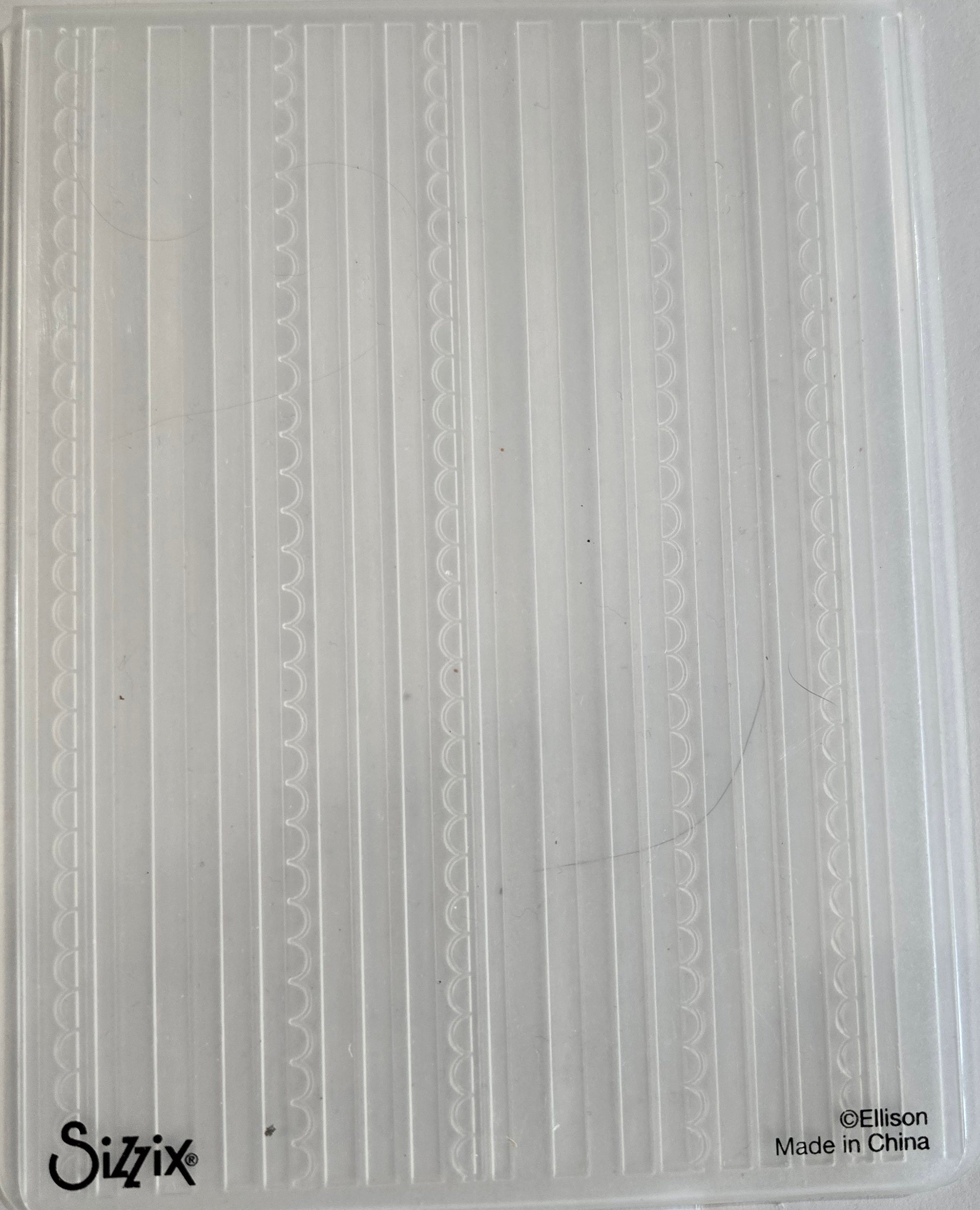 Sizzix Borders Background Embossing Folder – Country Croppers