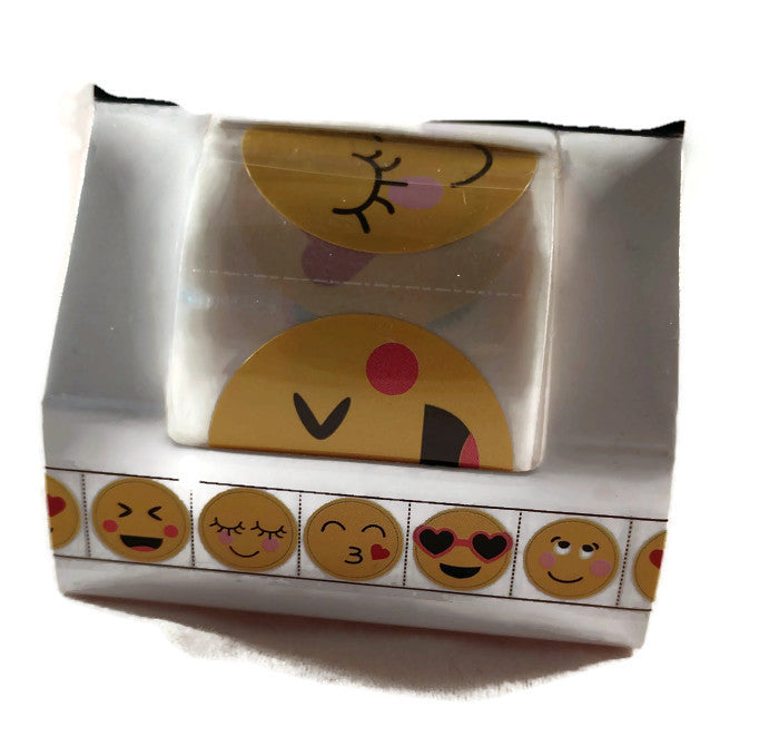 Emoji Sticker Roll - 153 pieces Emoticon Smiley Face Stickers – Country ...